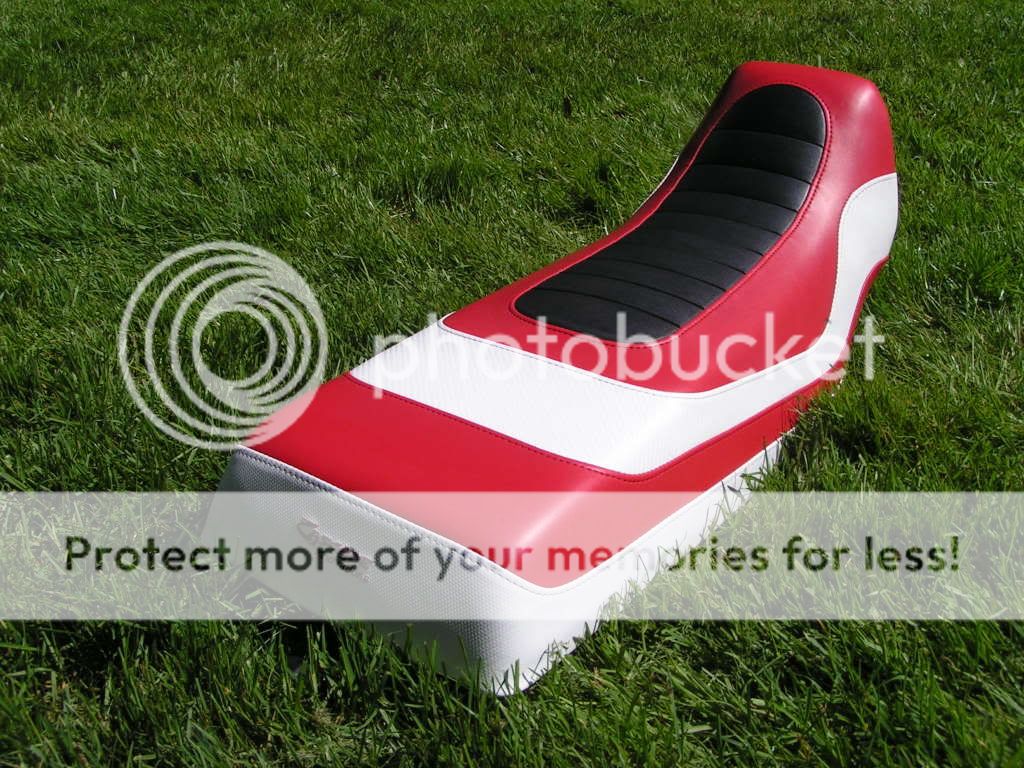 CASCADE INNOVATIONS RED AND WHITE AND BLACK GRIPPER SEAT NICE! - For ...